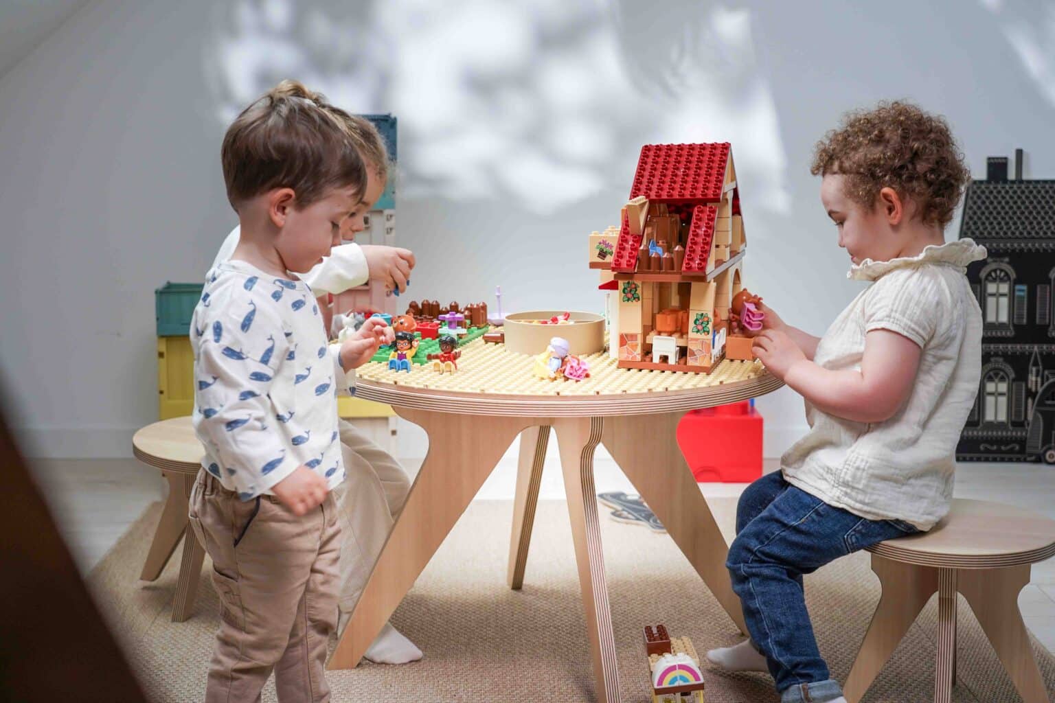 Table dessin enfant en bois dès 2 ans | Drawin’table® Home